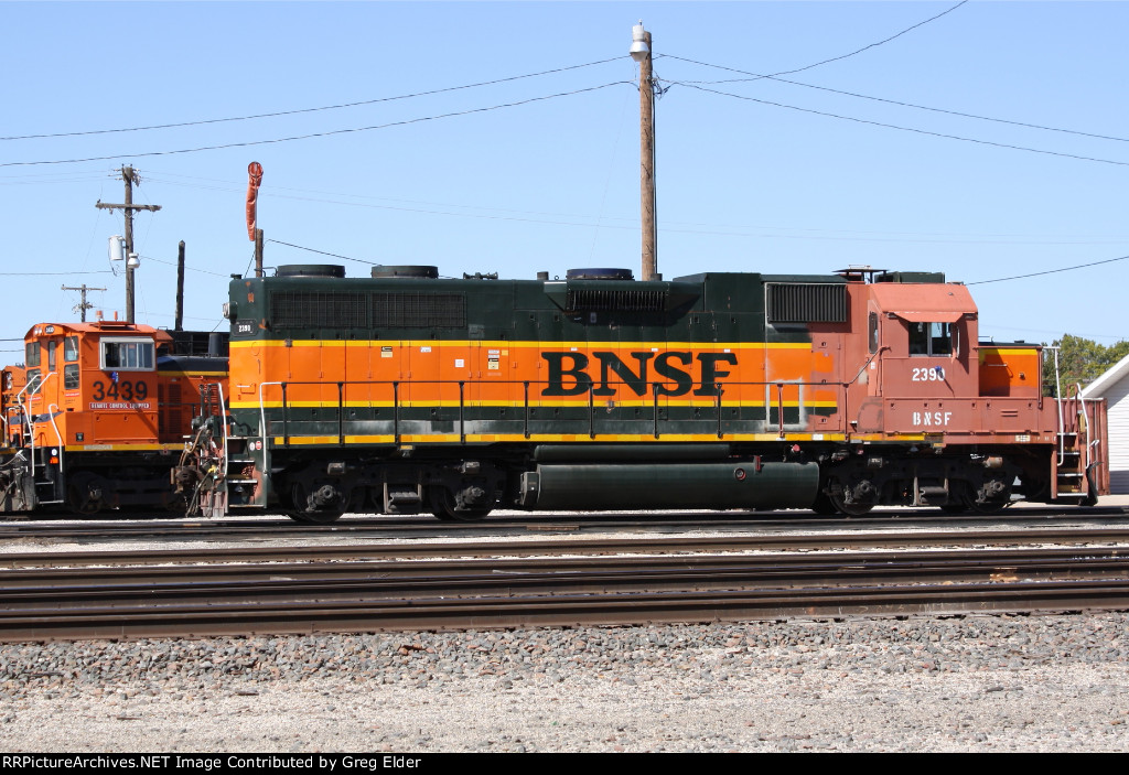 BNSF 2390